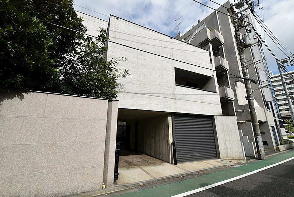 【ホームズ】でお部屋探し！JR山手線 五反田駅 徒歩8分。[4SLDK/賃料140万円/344.53㎡]賃貸一戸建て住宅情報(物件番号:0122378-0002273、取扱い不動産会社:プラザ ...