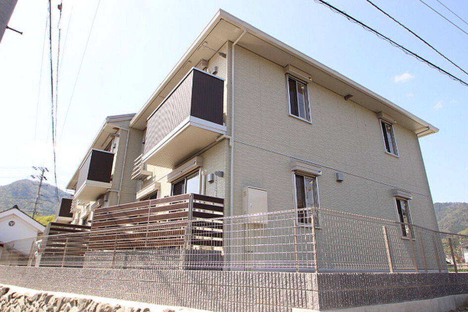 【ホームズ】メゾンみのりIII[2LDK/賃料7.4万円/2階/57.98㎡]。賃貸アパート住宅情報