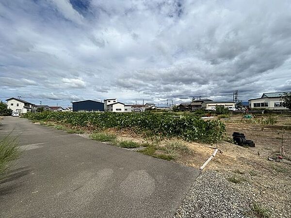 【ホームズ】猪子場新田 売土地｜三条市、JR信越本線 東光寺駅 3.1kmの土地（物件番号：0129471-0001720）