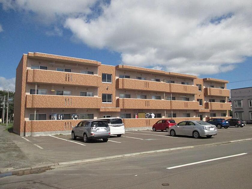 【ホームズ】でお部屋探し！グランソレイユ本町 1階/102[3LDK/賃料8.1万円/71.02㎡]賃貸マンション住宅情報(物件番号:0136427-0004572、取扱い不動産会社:株式会社 ...