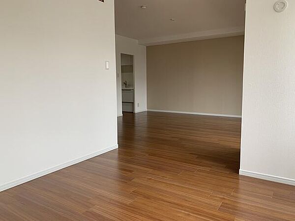 【ホームズ】アルファガーデン番町II 2階 3LDK｜高松市、JR高徳線 栗林公園北口駅 徒歩11分の中古マンション（物件番号：3220262-0001584）