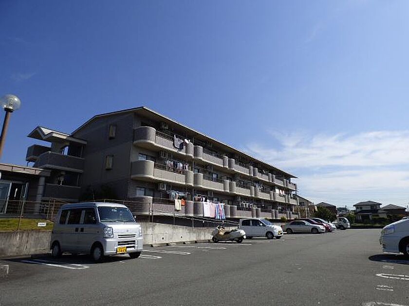 【ホームズ】でお部屋探し！ロイヤルヒル小泉A 3階/303[2LDK/賃料6.7万円/66.15㎡]賃貸マンション住宅情報(物件番号:3332629-0000420、取扱い不動産会社:株式会社 ...