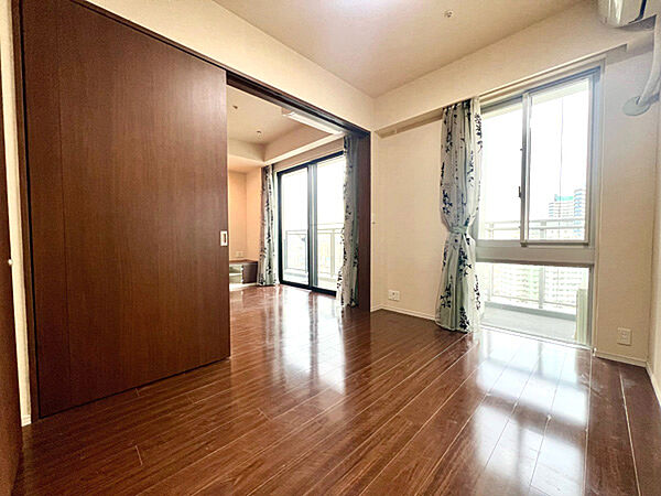 【ホームズ】パークタワー横濱ポートサイド｜横浜市神奈川区、JR東海道本線 横浜駅 徒歩6分の中古マンション