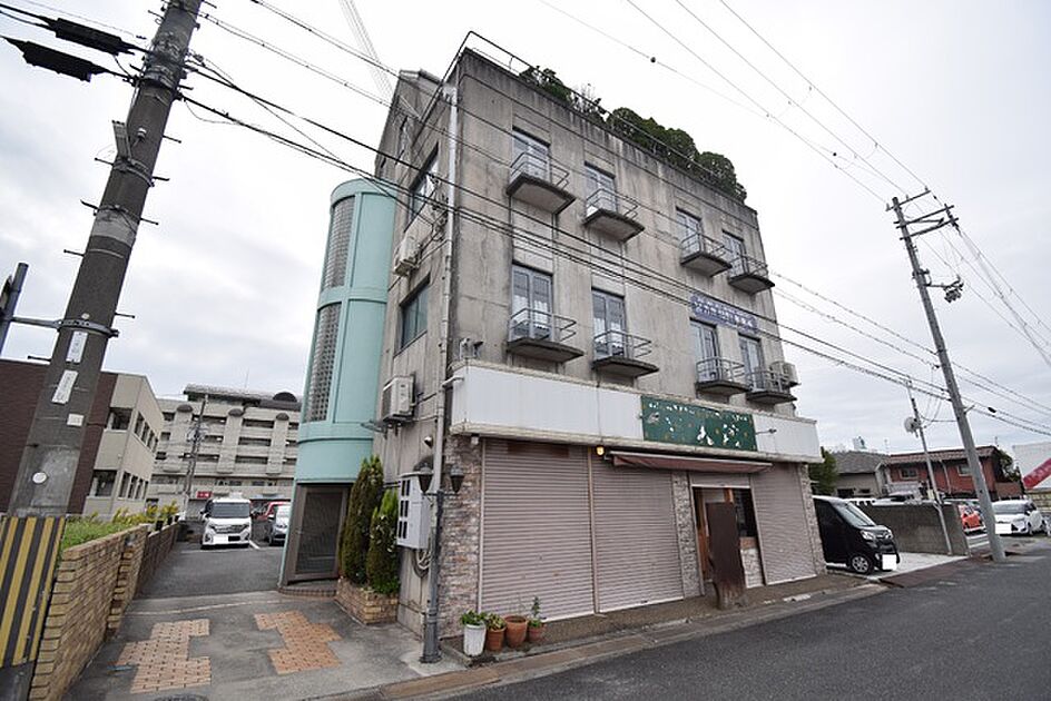 【ホームズ】でお部屋探し！TRUSTビルディング 3階/301[3LDK/賃料7.2万円/95.42㎡]賃貸マンション住宅情報(物件番号:0005617-0019762、取扱い不動産会社 ...